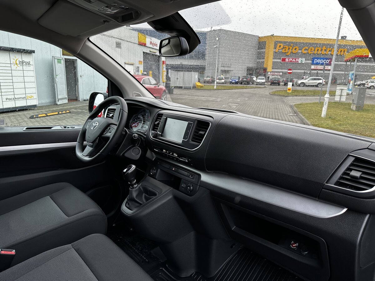 Toyota Proace Longn 9 osobowy